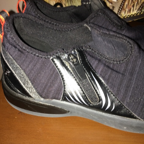 Zees Shoes Womens Zees Tennis Shoes Poshmark
